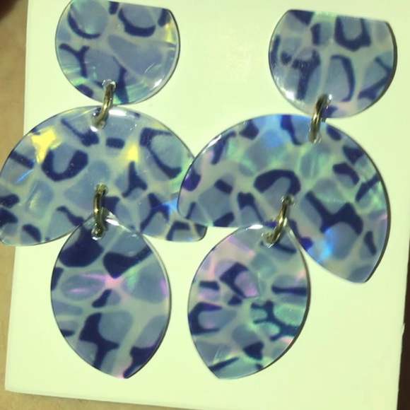 Jewelry | Tortoise Leaves Blue Water Refraction Caustics Dappled Tiered ...